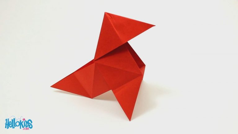 Tuto Origami : Fabriquer Une Cocotte Traditionnelle à Comment On Fait ... Tuto Origami : Fabriquer Une Cocotte Traditionnelle à Comment On Fait ...